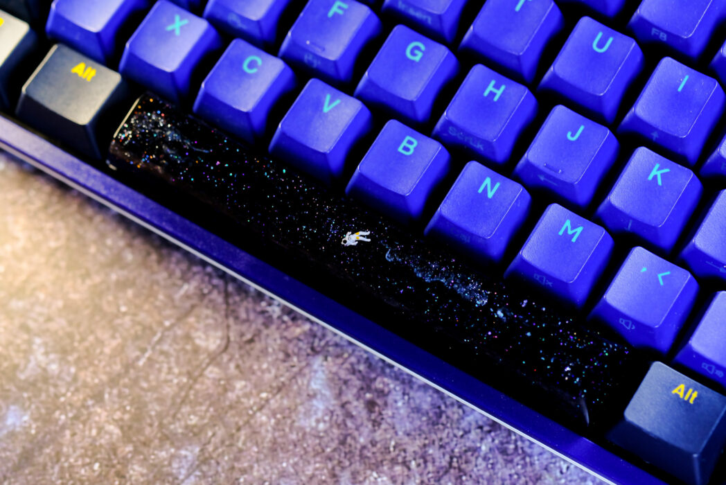 Interstellar Spacebar Keycap - Hirosart - Keycaps studio